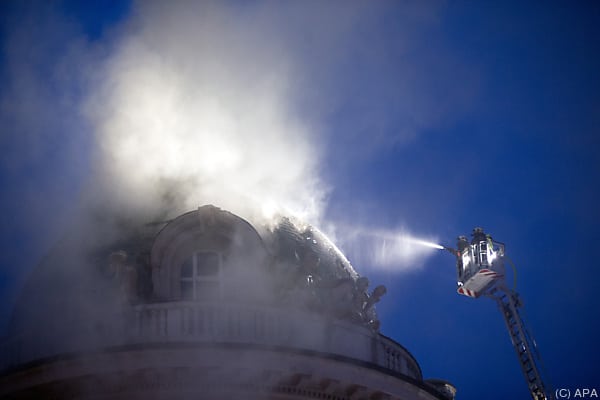 Arnold Schoenberg Centre on fire in Vienna - Slippedisc