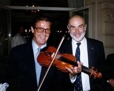 Roger Moore played viola - Slippedisc