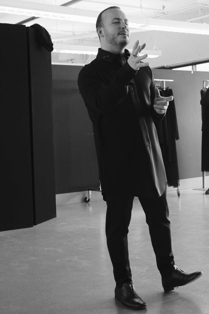 Watch: Yannick takes Quebec fashion on tour - Slippedisc