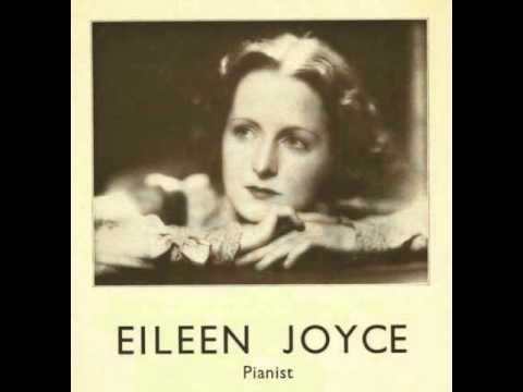 Did classical snobs kill this pianist's career - Slippedisc