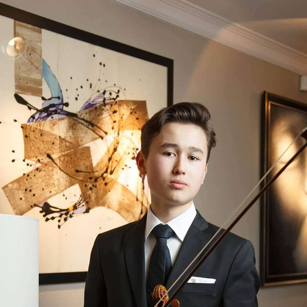 There's a new kid on the bridge - Slippedisc