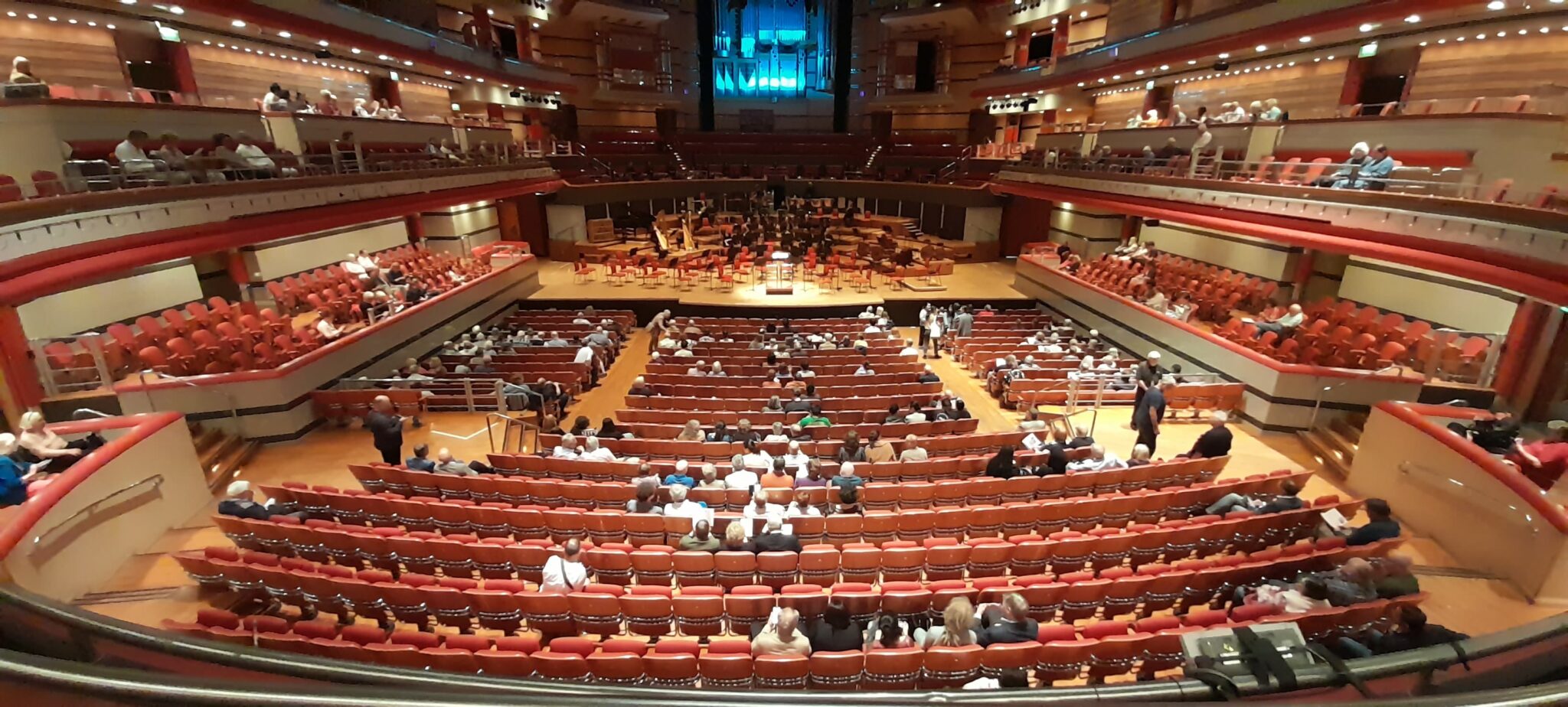 Just in: Birmingham's shockingly empty Symphony Hall - Slippedisc