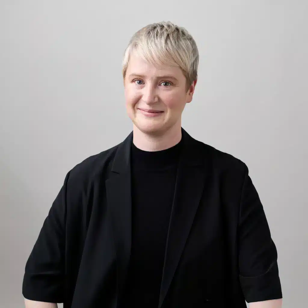 Concertmaster takes charge of festival - Slippedisc