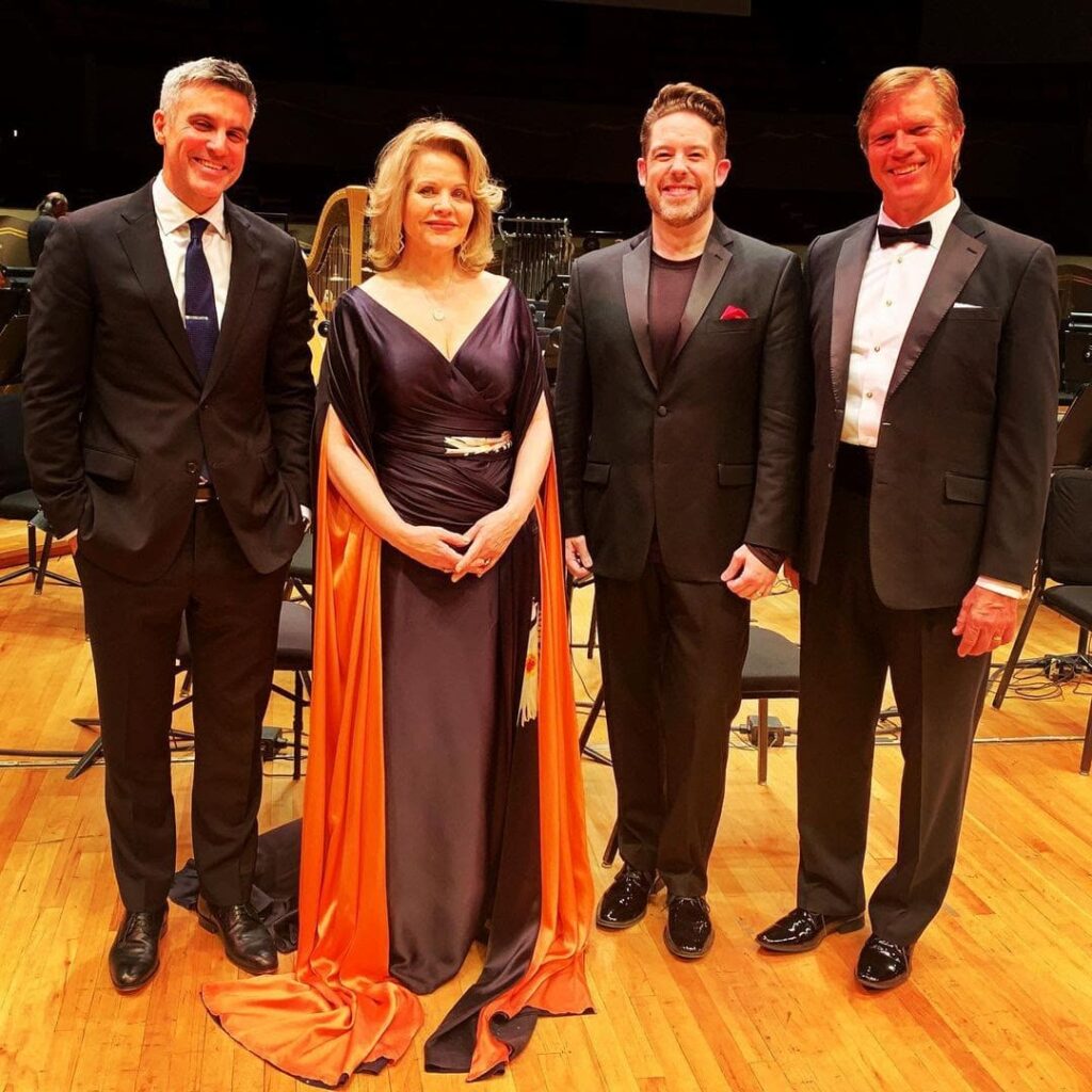 Just in: NY Phil summons last-minute maestro - Slippedisc