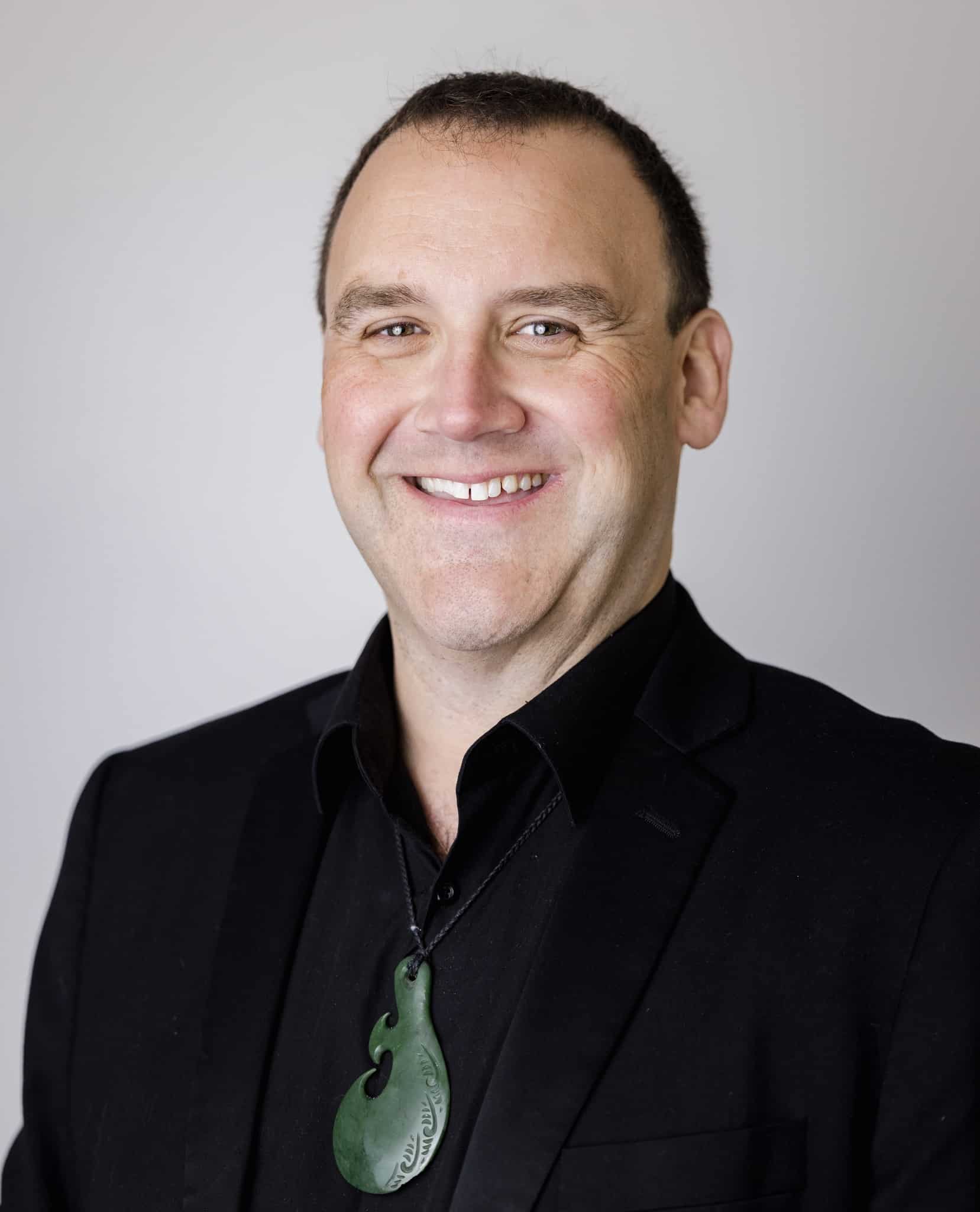 New Zealand conductor dies, 46 - Slippedisc