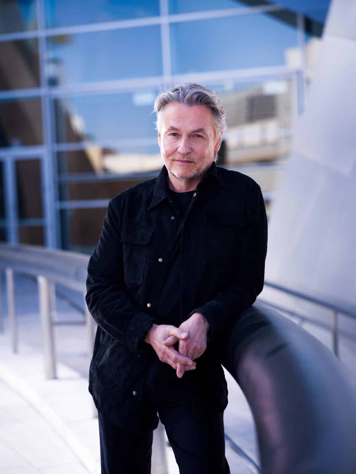 Breaking: Esa-Pekka Salonen becomes chief conductor in Paris and ...