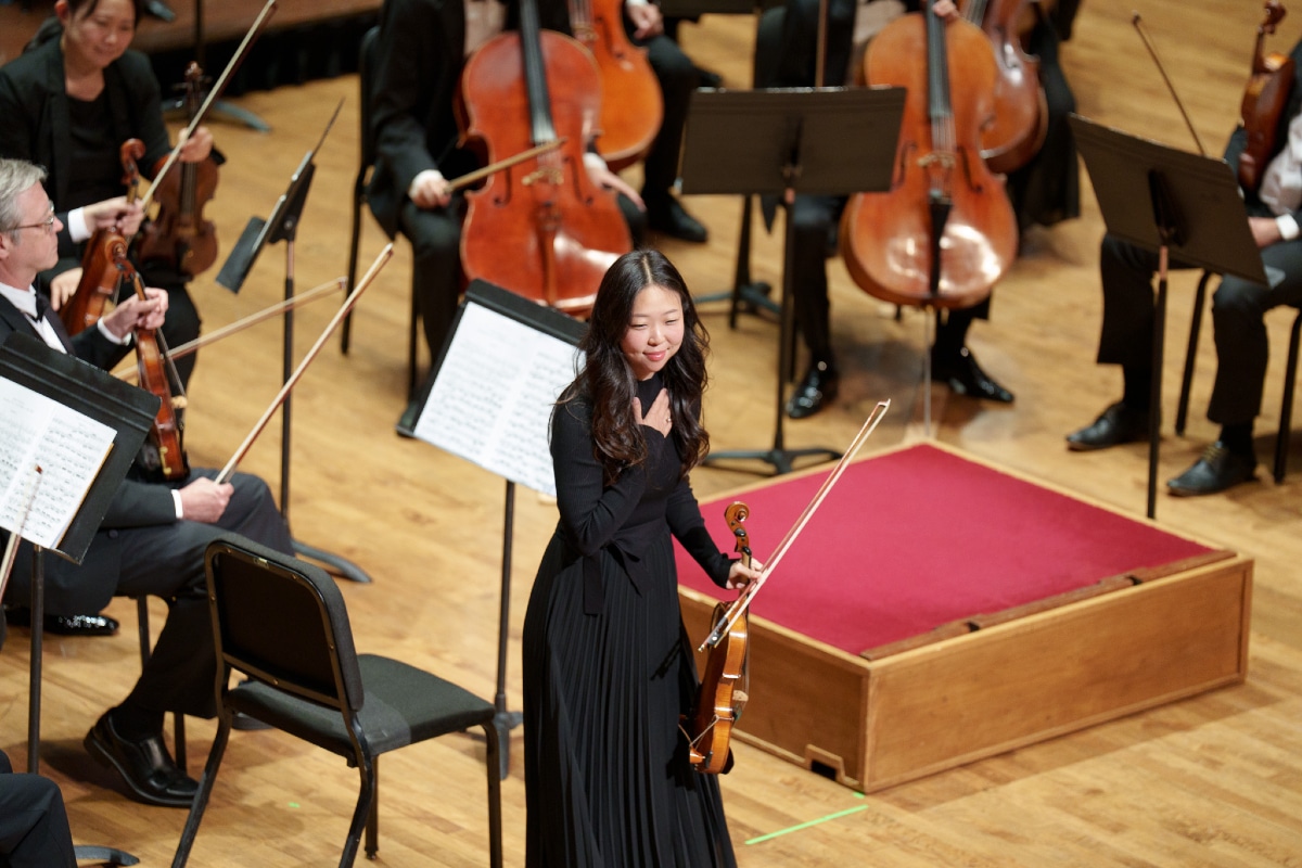 Orchestra sues violinist for breach of silence - Slippedisc