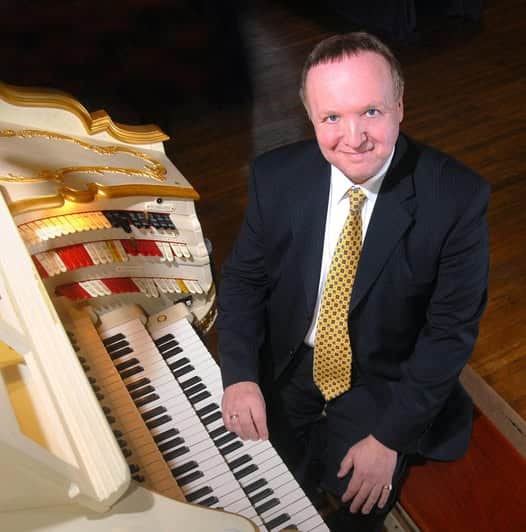 Best known British organist dies at 71 - Slippedisc