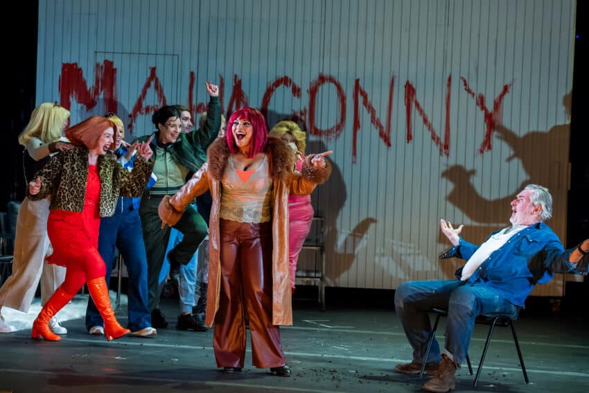 Alastair Macaulay: ENO's Mahagonny is maimed by star's microphone ...